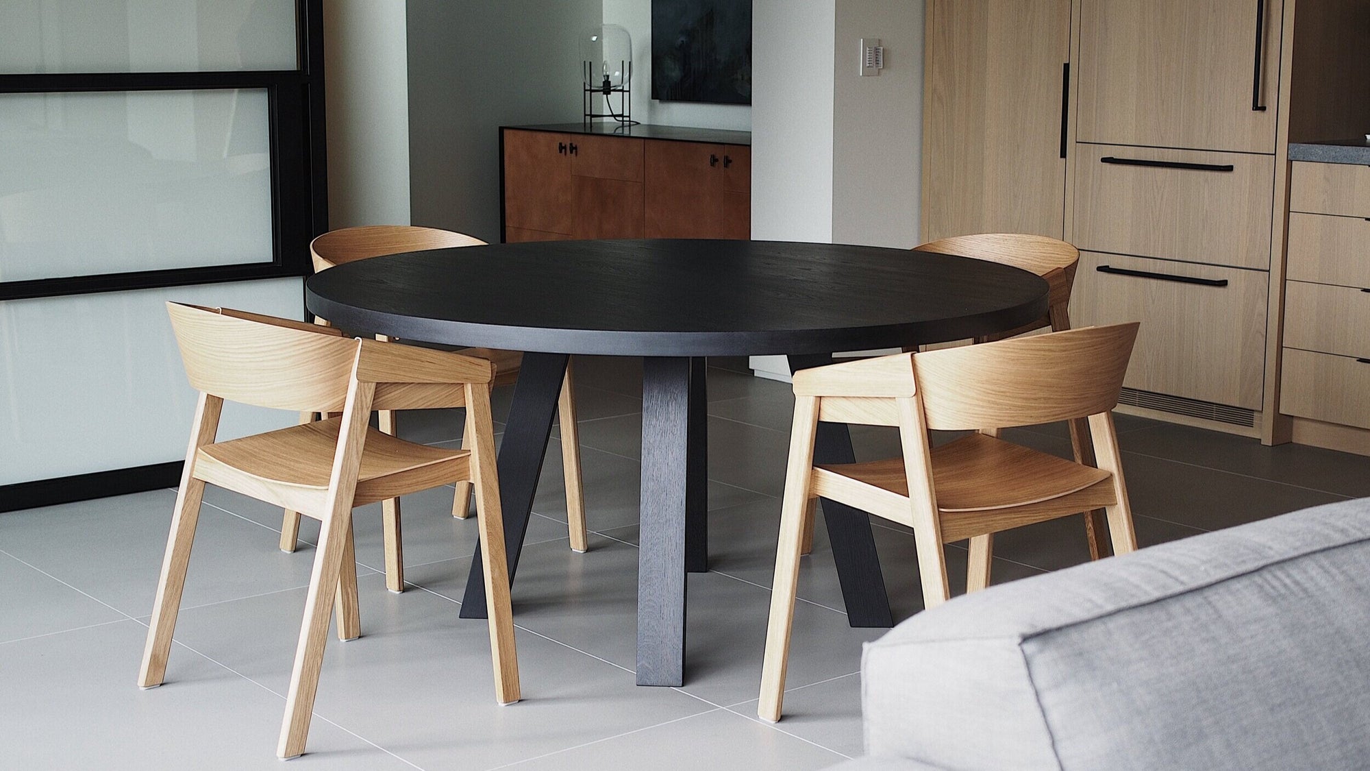 Essential Round Table – Lock & Mortice