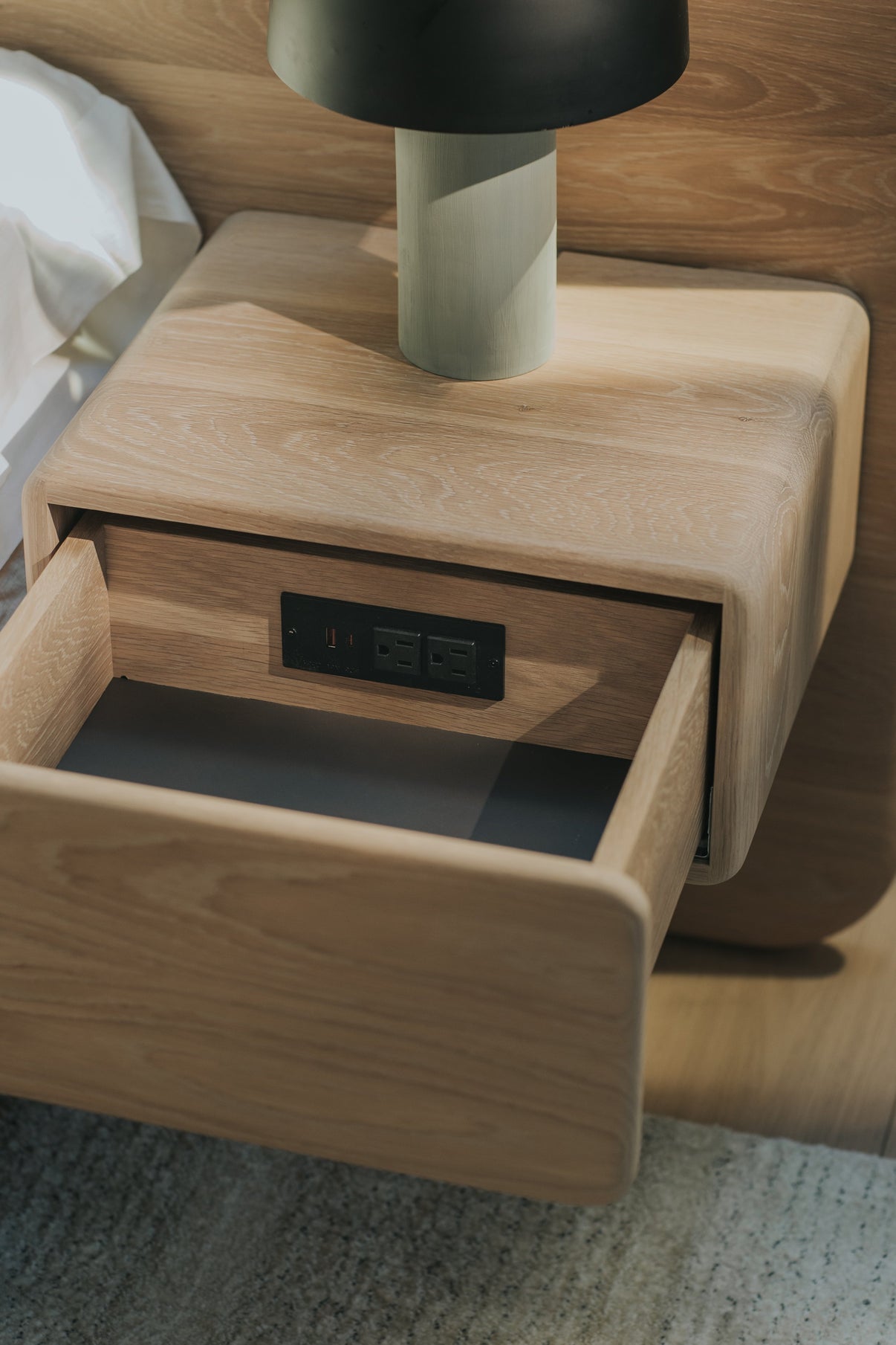 Kendall Bed – Lock & Mortice